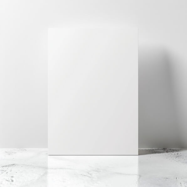 Baixe Pôster em Branco em Cima de uma Mesa de Mármore Mockups ...