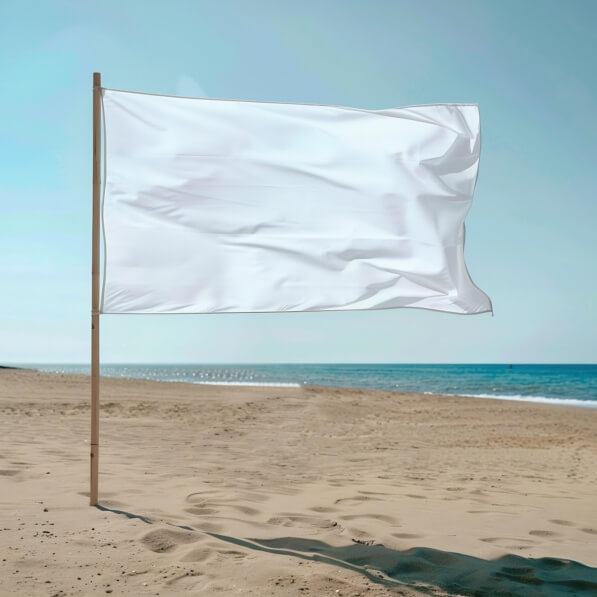 Descarga Bandera Blanca en una Playa Vacía con Personas Mockups En ...