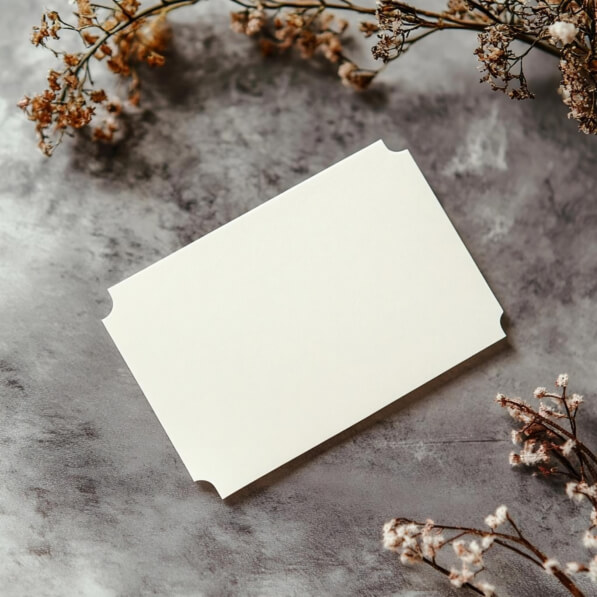 Descarga Tarjeta rectangular en blanco con flores secas Mockups En ...